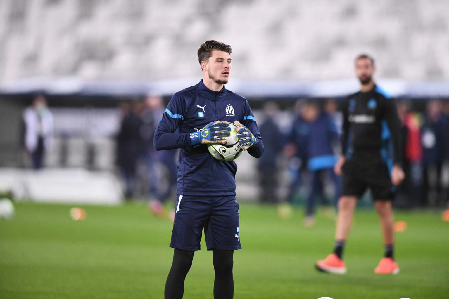 Mercato – Les bons coups à faire pour le DFCO sur le marché des ...